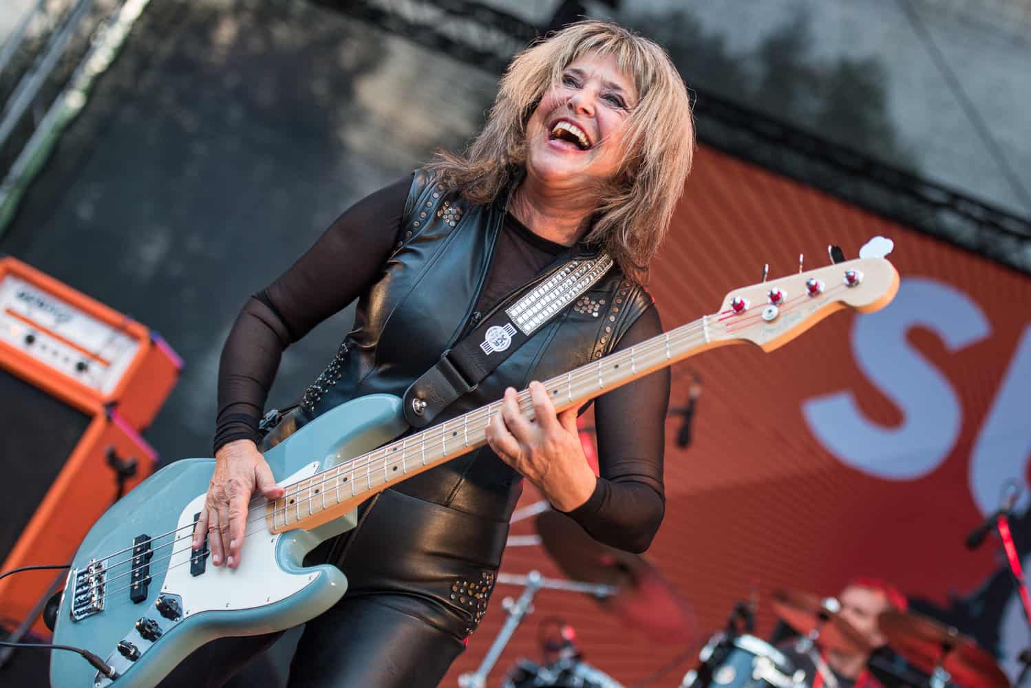 Suzi Quatro Biography - One Music Life